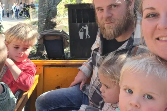Hoe is het nu met de familie Verleg uit Een huis vol emigreert 2025 ... Hoe is het nu met de familie Verleg uit Een huis vol emigreert 2025 ...