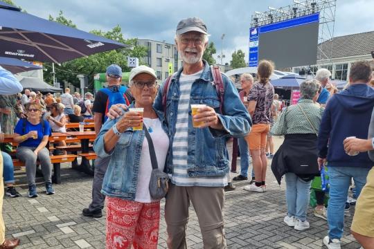 Koos en Shirah lopen al 14 jaar hand in hand de Vierdaagse: ‘We trainen ...