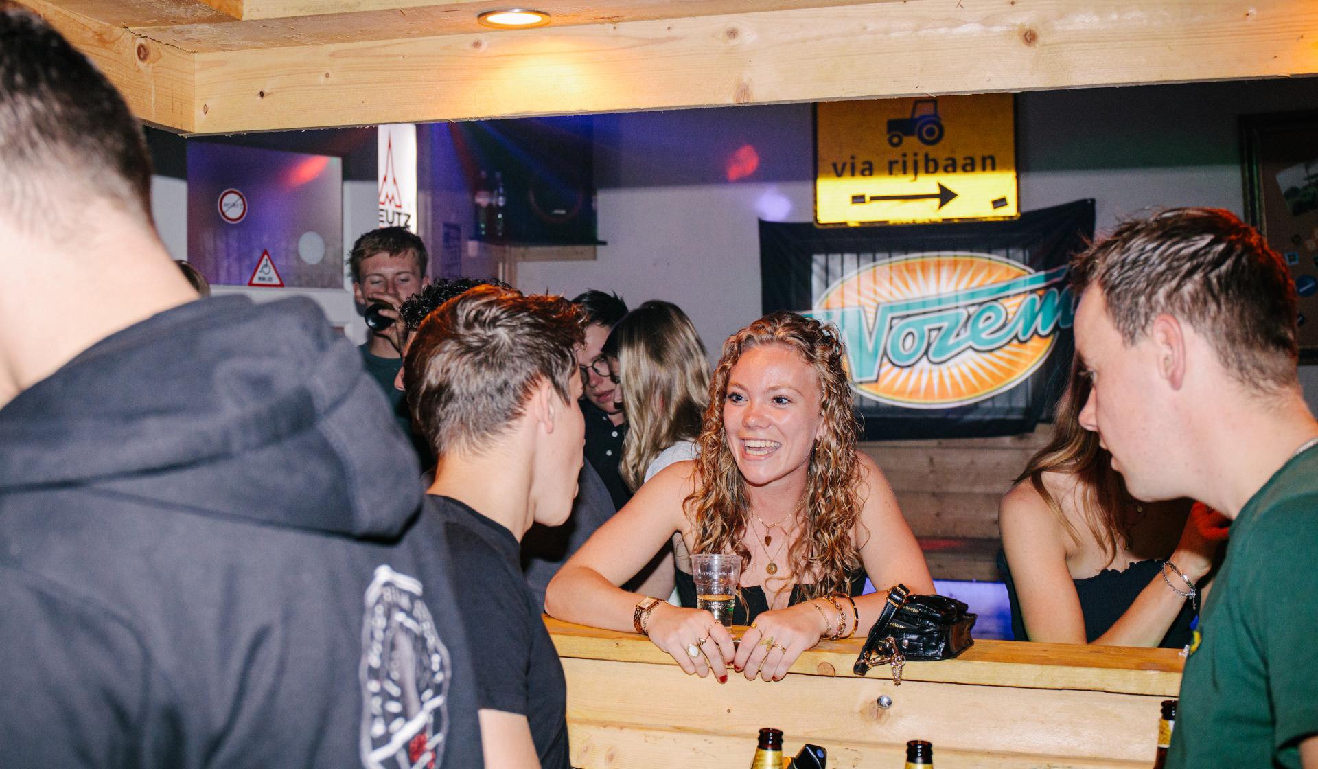 Een kijkje in de keet: 'De enige regel is: niets slopen' | KRO-NCRV