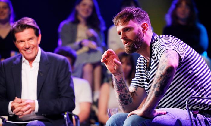 Tim Hofman over BOOS-aflevering bij College Tour | KRO-NCRV