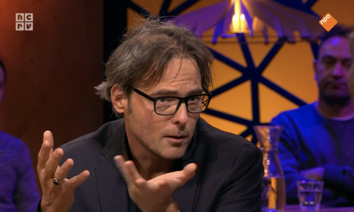 Schrijver Bas Steman denkt een gereïncarneerde soldaat te zijn | KRO-NCRV