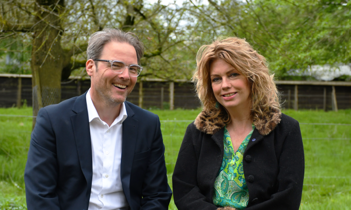 Auteur Bas Steman: 'In mijn vorig leven was ik soldaat Morgan' | KRO-NCRV