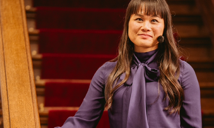 Nhung Dam speelt het personage Claudia in The Passion | KRO-NCRV