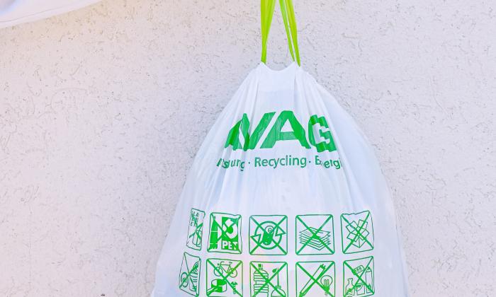 wat gebeurt er met onverkoopbaar gerecycled plastic? | KRO-NCRV