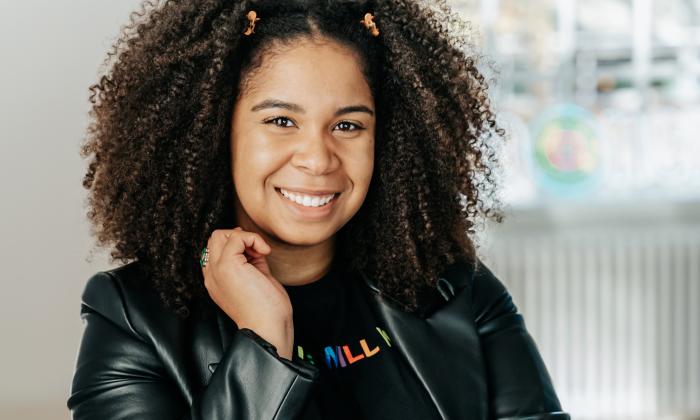 Shaniqua Schoop heeft een grote liefde voor jeugdprogramma’s: ‘Daar is ...