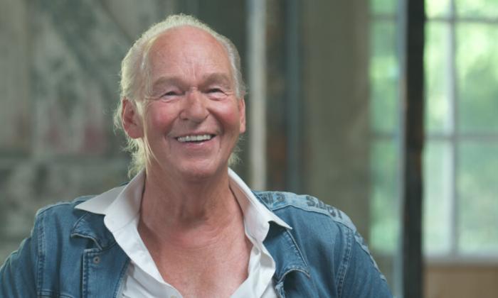 Peter Faber draagt zijn inspiratietekst voor | KRO-NCRV